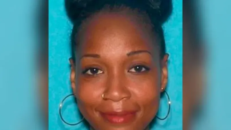 A 38-Year-Old Woman Named Phedra Walker Goes Missing in Watts, California